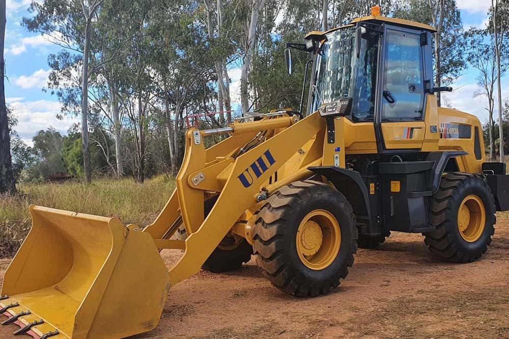 Wheeled Front End Loader – Raise Training